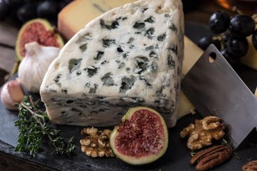 A Beginner’s Guide to Pairing Fruit and Cheese | Riviera Produce