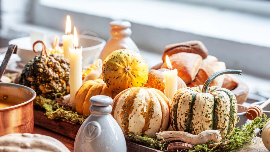 The Coziest Bar & Restaurant Fall Decor Ideas - Riviera Produce